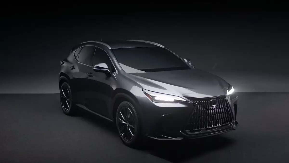 Lexus NX Crossover Cenhedlaeth Newydd Wedi'i oleuo ar-lein