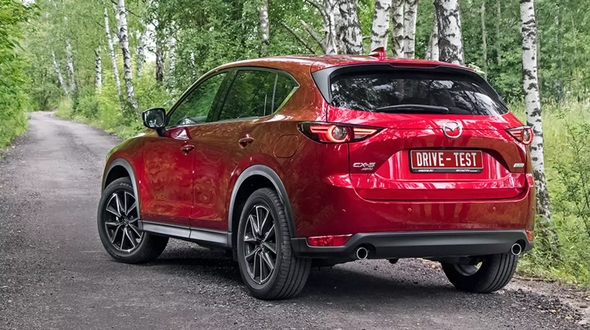 Našli smo Crossover Mazda CX-5 naraščajoče zvezde 1121_17