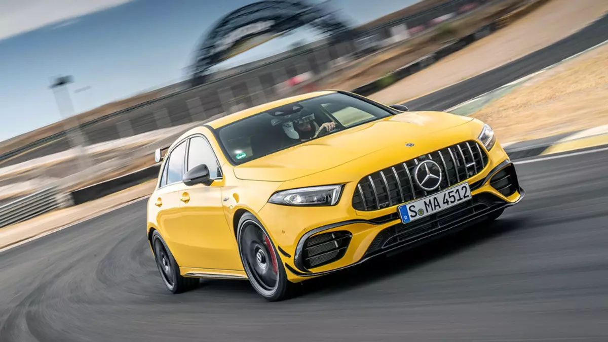 Soğuk Akne Mercedes-AMG A 45 S Kompakt ve CLA 45 S