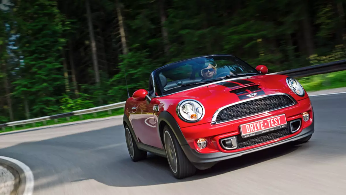 Soti nan nanm lan, nou souke nan yon de-pòt mini Cooper Roadster