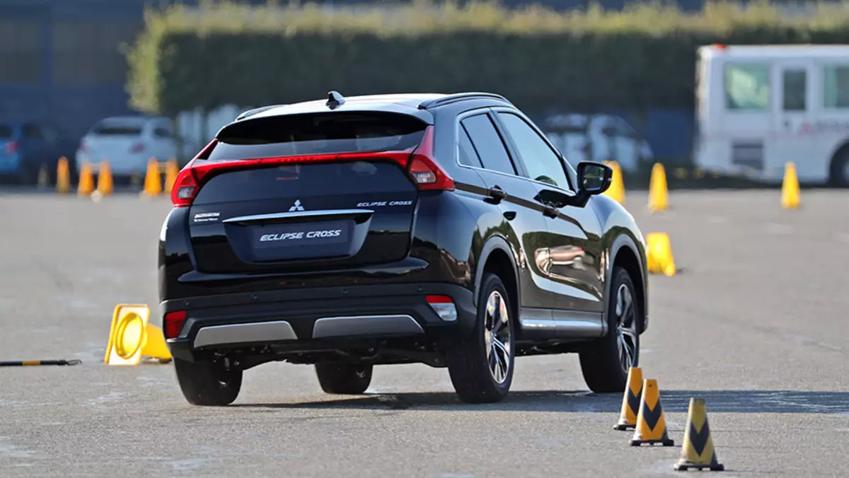 We look into the future of Mitsubishi through Eclipse Cross 1208_8