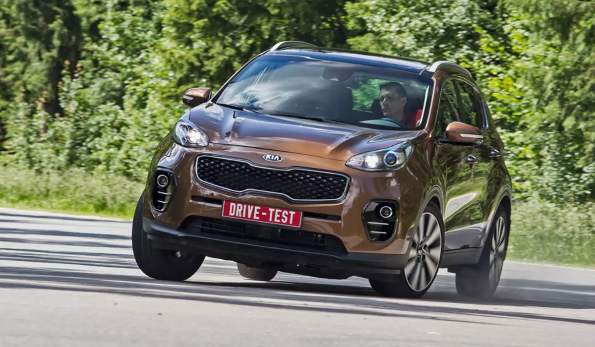 เปรียบเทียบ Crossovers Kia Sportage, Mazda CX-5 และ Subaru Forester 12208_12