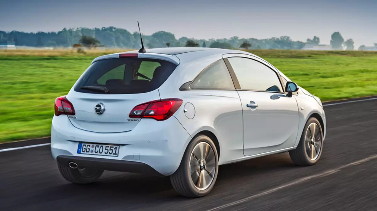 Kita yakin babagan penipuan munculé hatchback opel corsa 1249_9