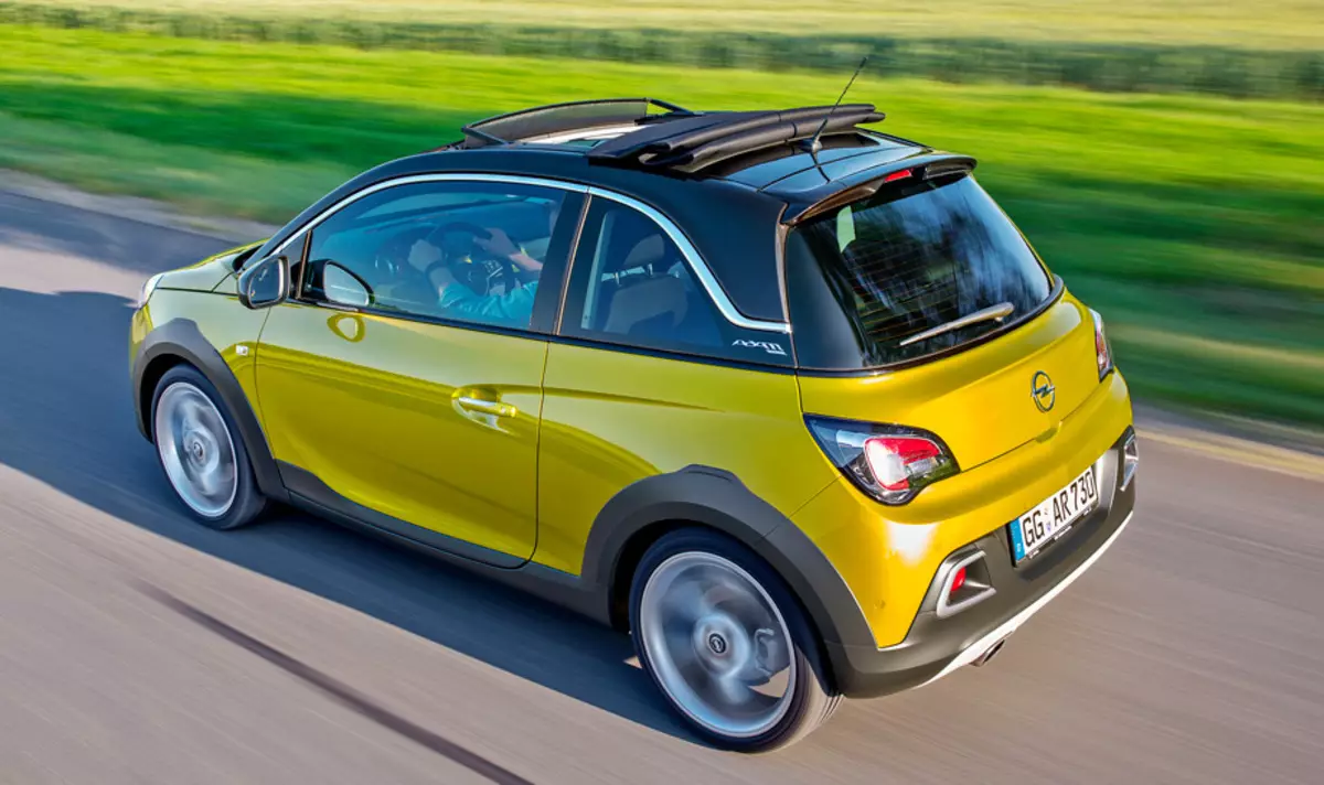 Հրաժարվեք դիտարկել Crossover- ի եռամյա opel adam rocks- ը