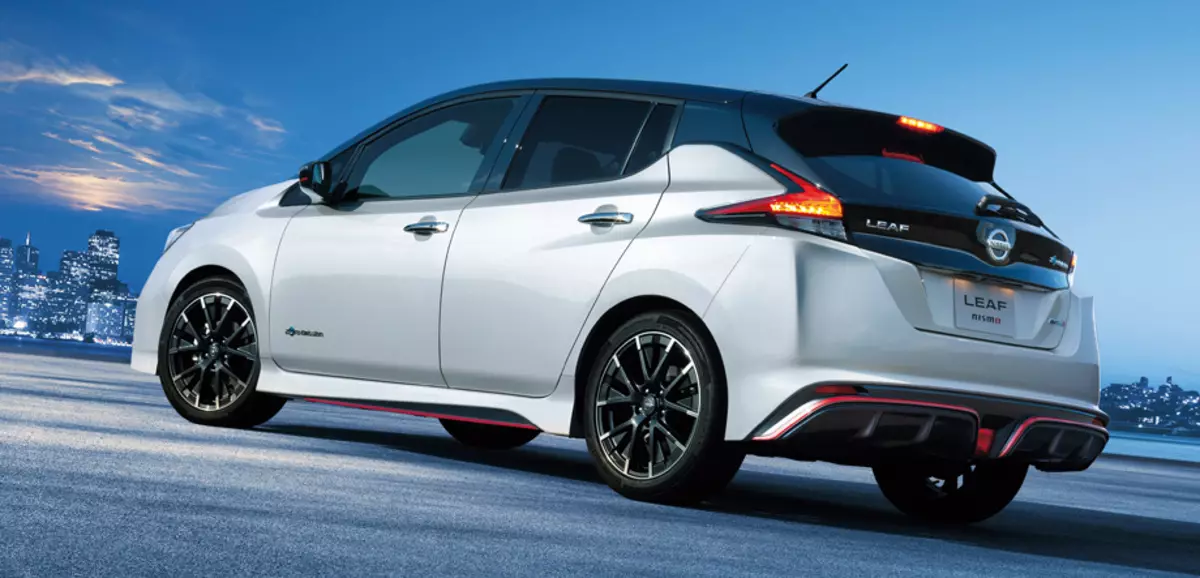 Elektrocar Nissan Leaf Nismo por la unua fojo iĝis seria 12620_1