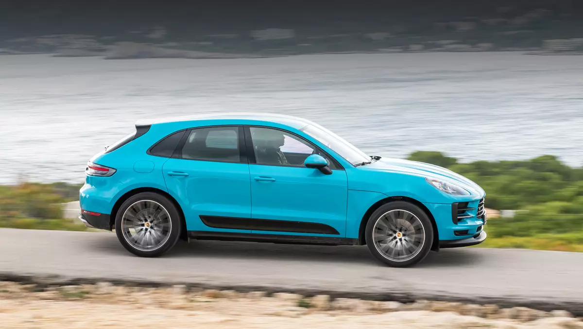 Porsche Macan sa volá do služby z dôvodu nesprávnej pozastavenia