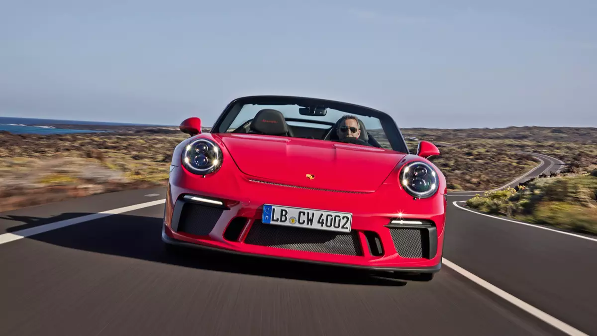 Iji Porsche 911 Speedster Maka Nwa Ọrụ Gt3 1301_6