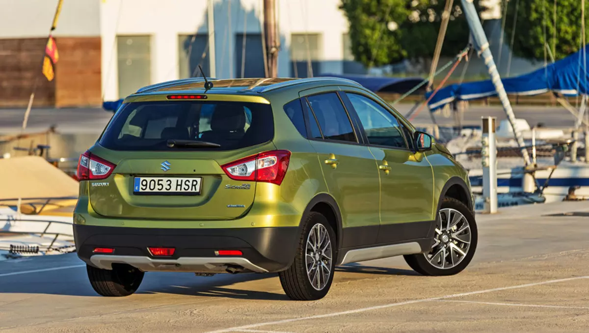 Vi anslår det multifaceted crossover Suzuki SX4 S-Cross 1409_2