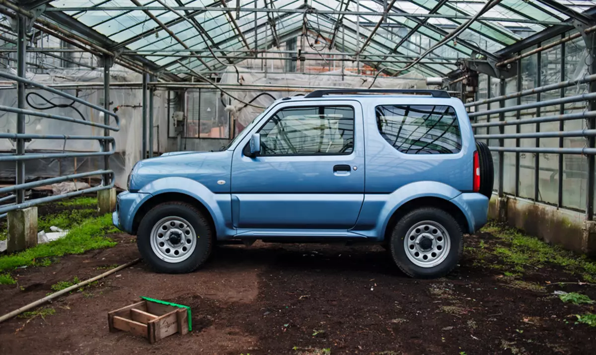 Timapereka khungu labwino la supuni jimny suv 1412_8