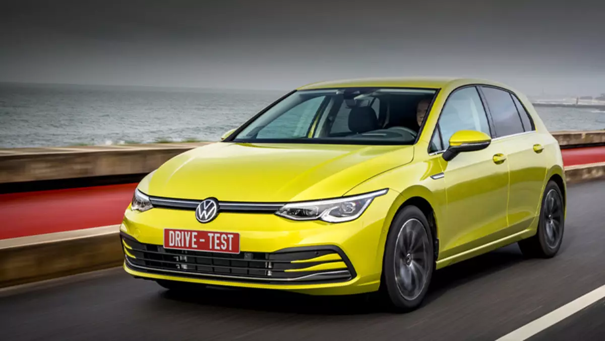 Cool dans le Technoglyan Hatchback Volkswagen Golf VIII