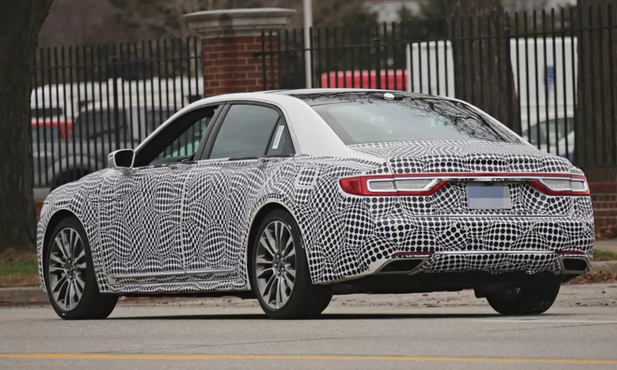 Serial Lincoln Continental Detroit görünür 14922_2