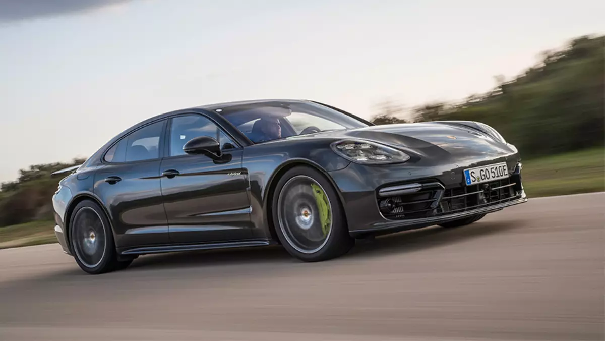 Muna kallon wasan panamchback panamera Turbo s e-hybers 1529_8