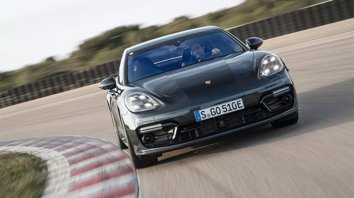 Re sheba The Hatchback Porcheback Presche Panamera Turbo s E-Hybrid 1529_9