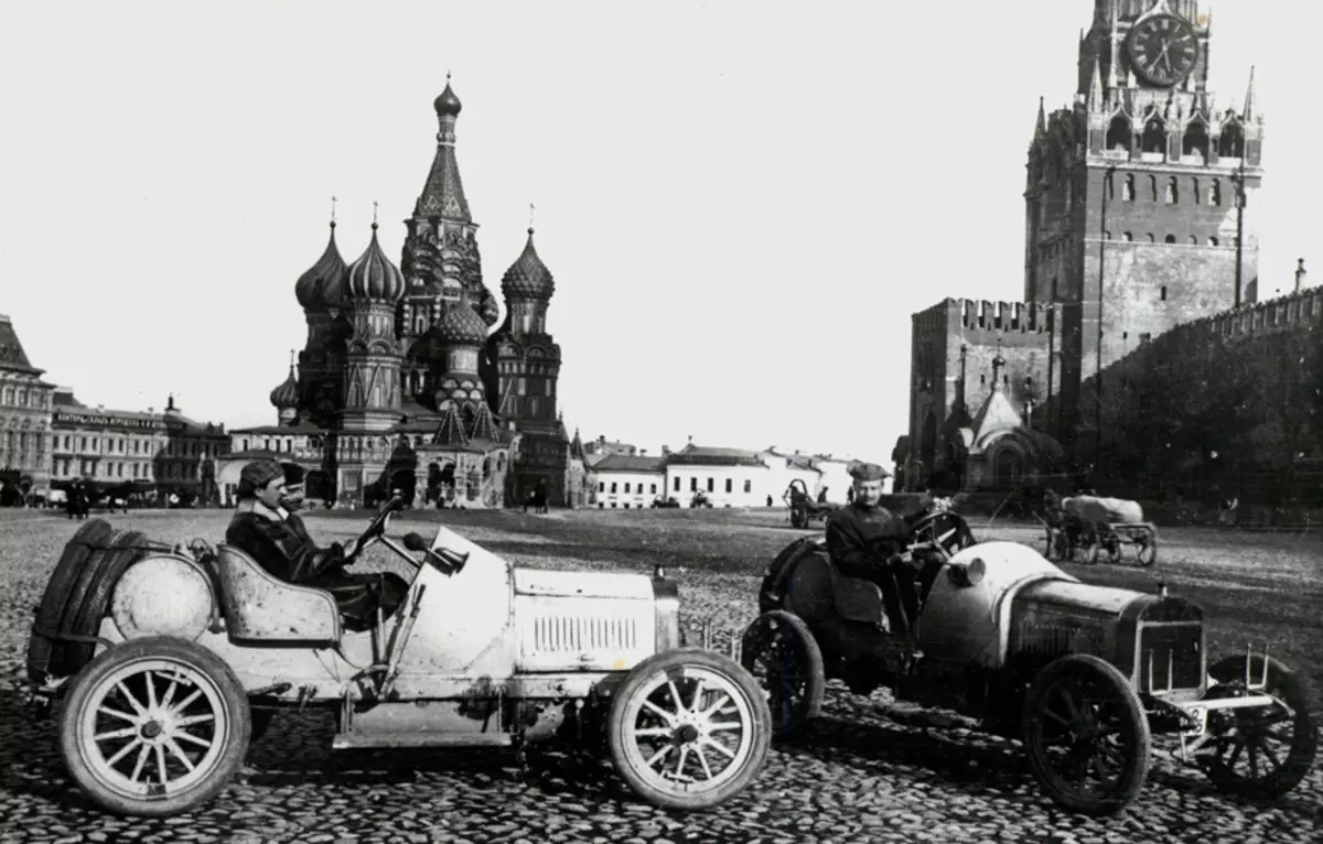 Mir kombinéieren Oldtimemers vum Skoda Mark op hirem Gebuertsdag 1536_20