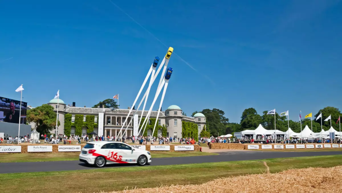 Desenvolver a percepção de velocidade no festival em Goodwood