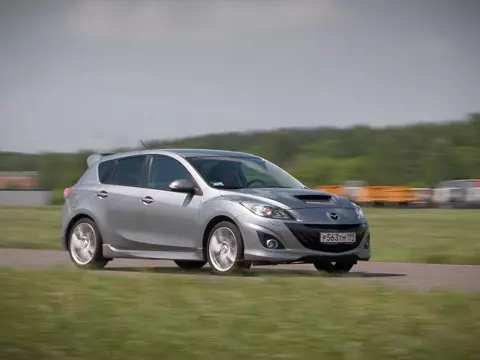 O que graças às instrutores da escola Mazda Sport Academy 1595_11