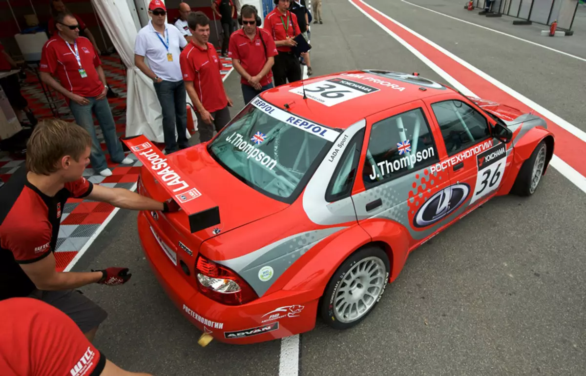 Kunst! Vidimo kako Lada živi u WTCC prvenstvu 1601_2