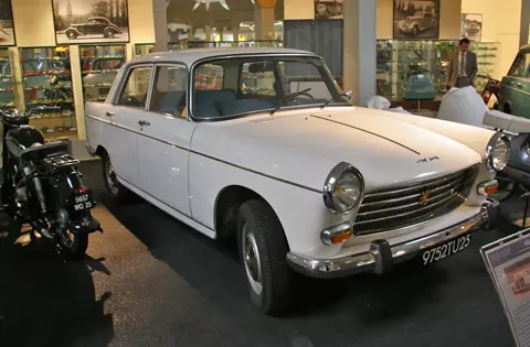 ਕੁੰਡ! ਕੰਪਨੀ Peugeot ਦੇ ਇਤਿਹਾਸਕ ਵਿਰਾਸਤ ਨਾਲ ਜਾਣਦੇ ਕਰੋ 1608_12