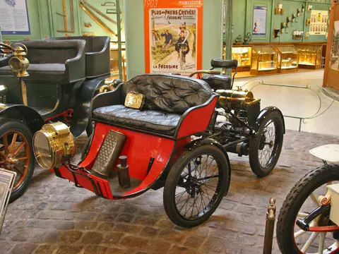 ¡Arte! Familiarizarse con el patrimonio histórico de la empresa Peugeot 1608_2