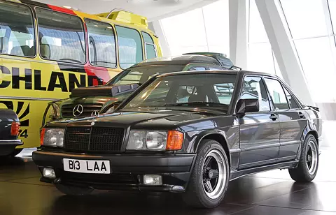 Kunst! Co je zajímavé pro nové muzeum Mercedes-Benz 1612_15