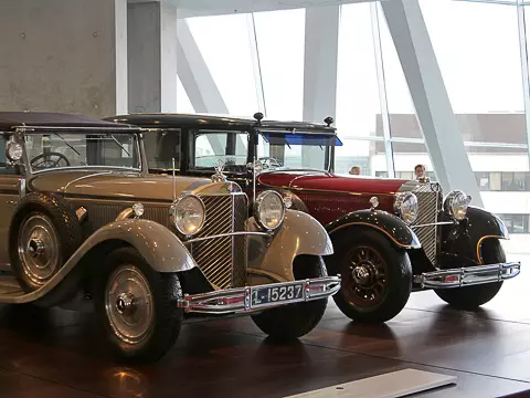 Kunst! Co je zajímavé pro nové muzeum Mercedes-Benz 1612_16