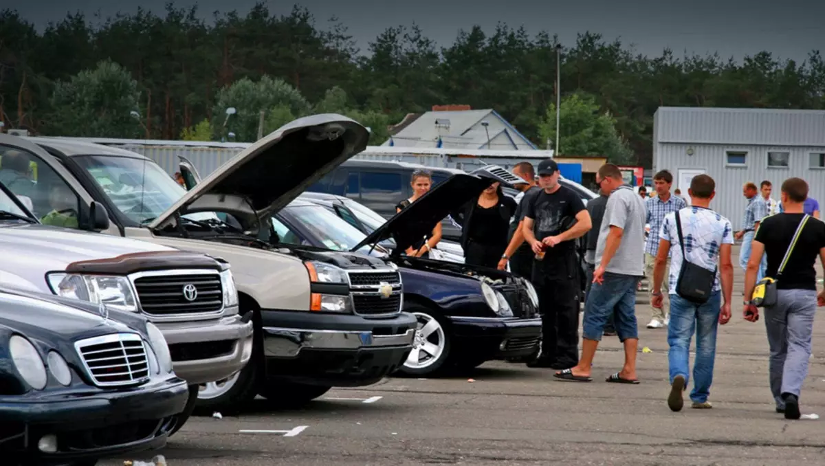 Tržište automobila u 2013. godini: Učenje iz nestalnosti sekundarnom tržištu automobila u Rusiji