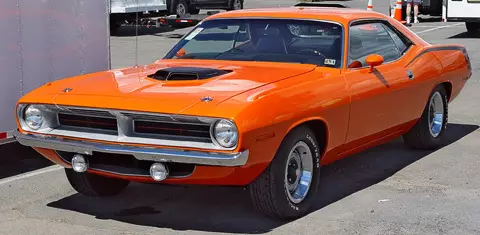 KUNST! Монструозных масла-кары Dodge Challenger і Plymouth 'Cuda 17569_2