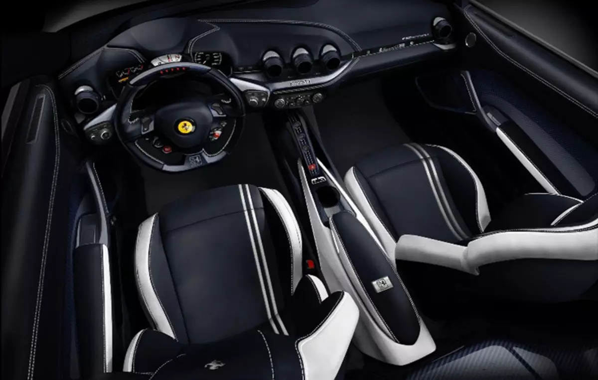 Ferrari F12 TRS Roadster va debutar a Sicília 18442_5