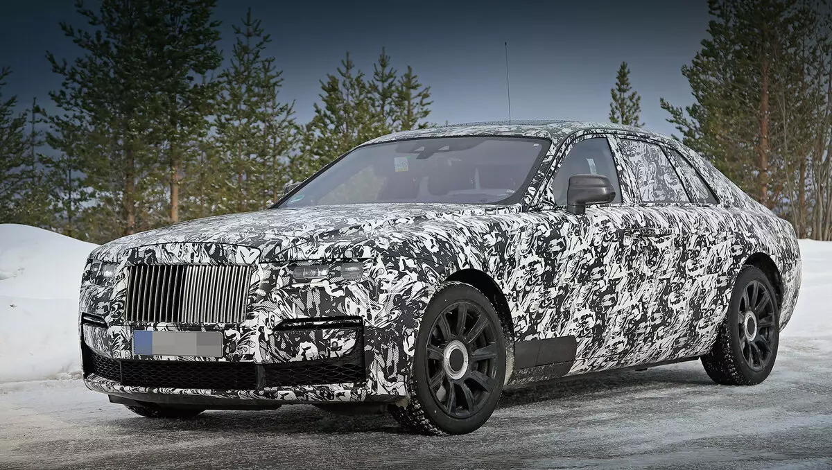 Suppleeant: "Teine" Rolls-Royce Ghost avaneb sügisel