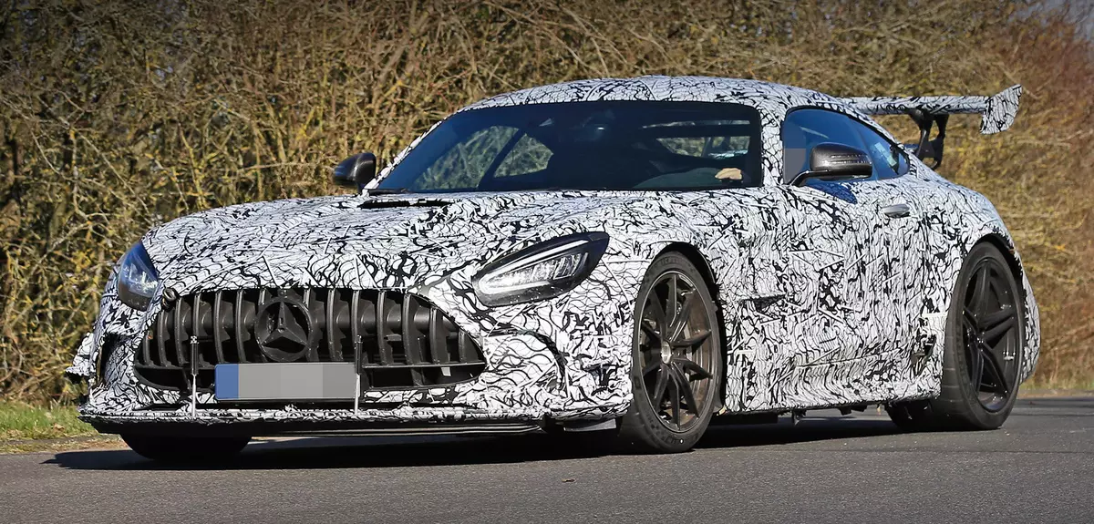 Suplemento: Mercedes-AMG GT Black Series ricevis ŝanĝitan motoron 1903_1