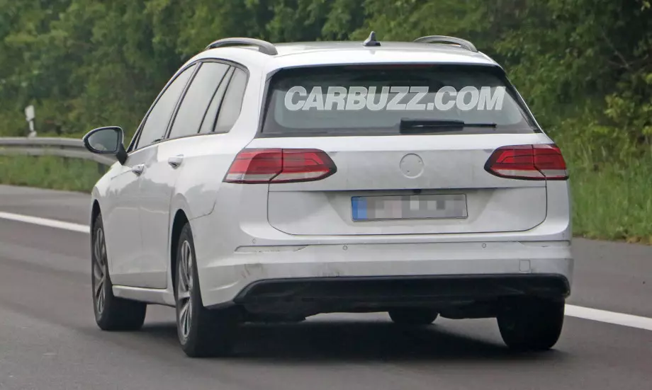 Volkswagen Golf Wagon sarà molto più spazioso hatchback 1917_1