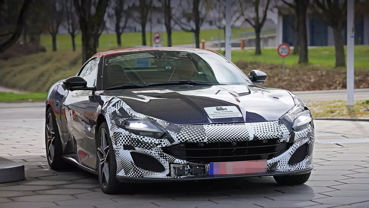 Restyled Ferrari Portofino bo šel na poti Romov Coupe