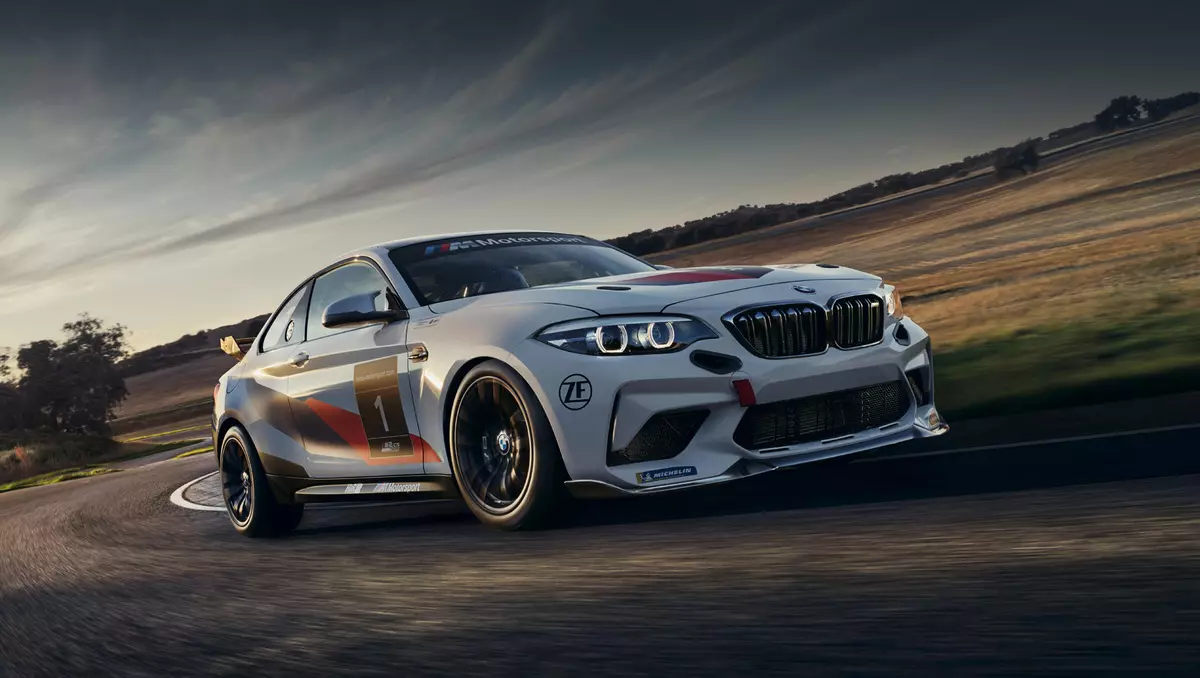 Coupe BMW M2 CS Racing چندین جزئیات جدید را نشان داد