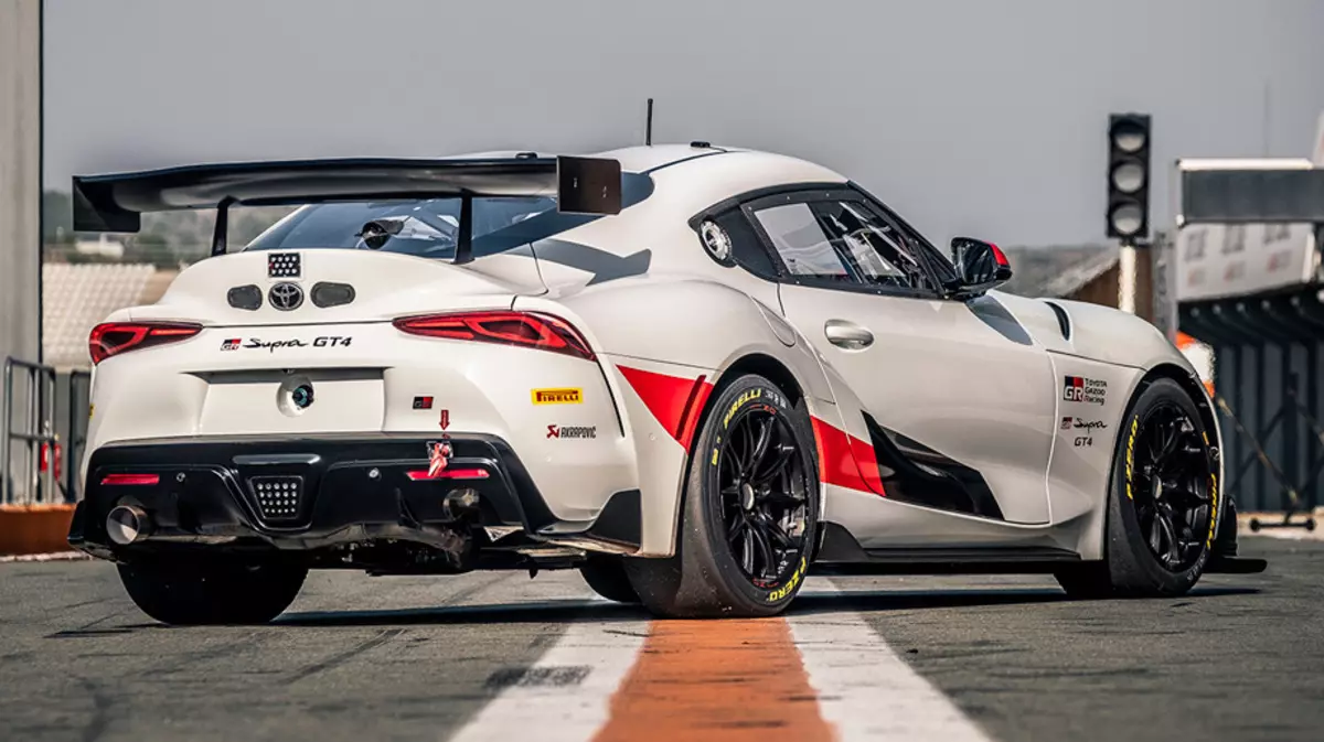 Racing Toyota GR Supra GT4 vil komme ind på forårsmarkedet