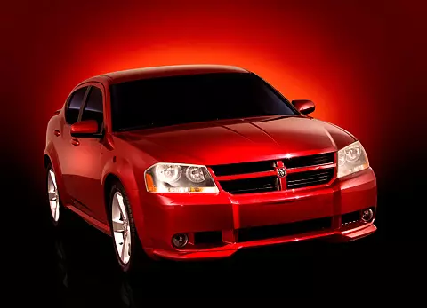 Wat is echt Scary Dodge Avenger? 2208_9