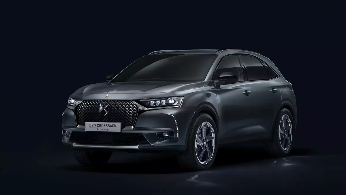 Toerusting en afwerking toegeken 'n reeks DS 7 Crossback Ligne Noire