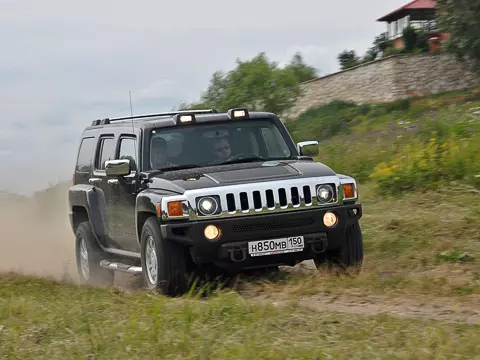 Turimo guhura na Hummer H3 2329_8