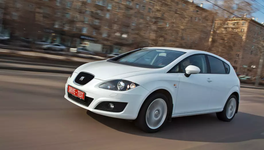 Identifikujte sa s rešpektom v leáne Hatchback 2410_4