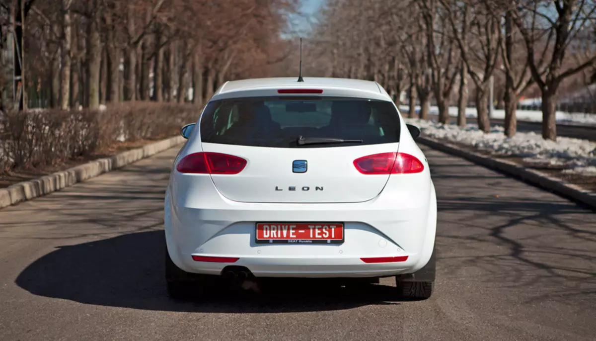 Identifikujte sa s rešpektom v leáne Hatchback 2410_7