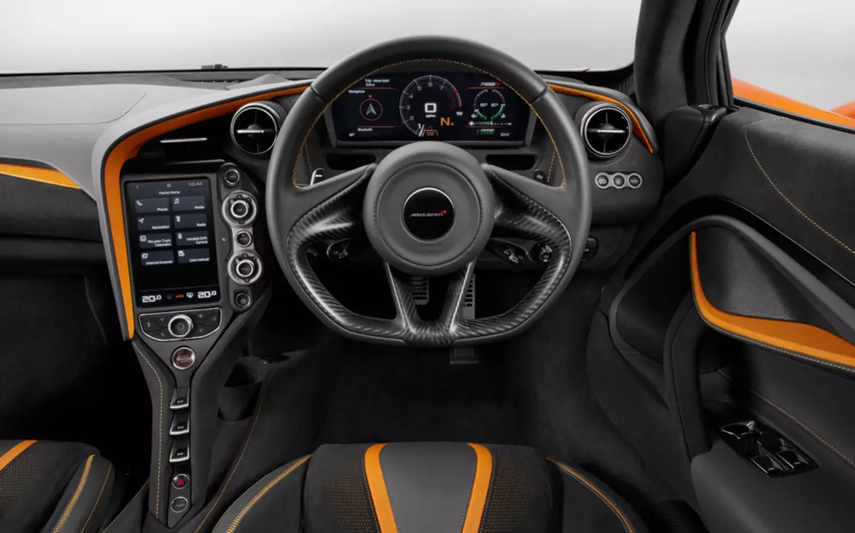 Kẹkẹ ẹlẹsẹ mẹrin McLaren 720s ya nipasẹ dani ero 2477_3