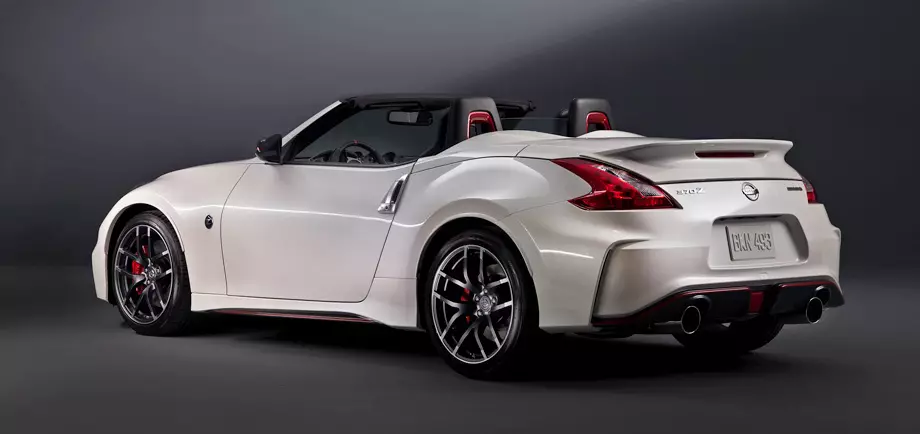 Das Nissan 370z Nismo Roadster-Konzept kam fast seriell aus 25180_1