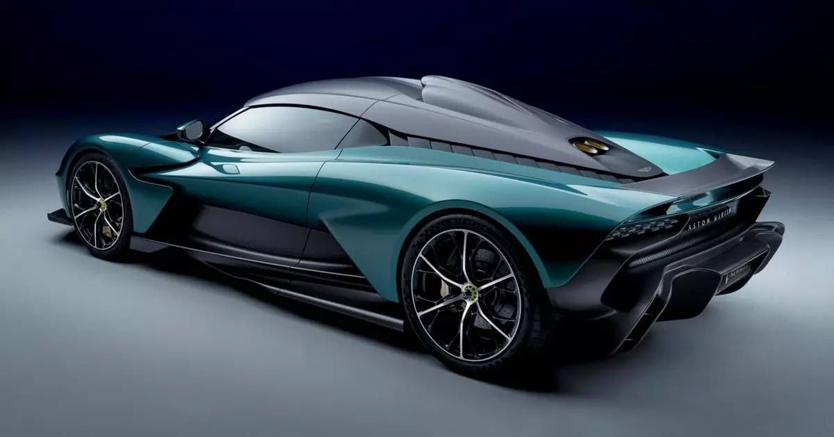 Hypercar Aston Martin Valhalla appeared in serial guise