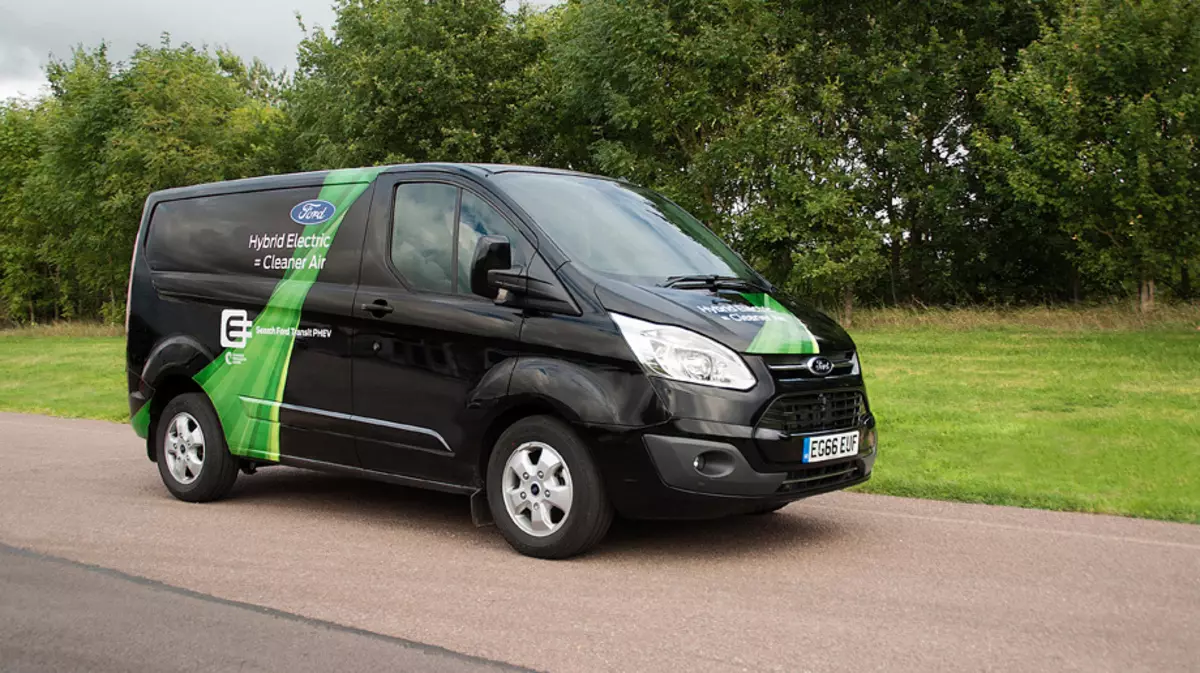 Vain Ford Transit Custom Phev onthulde zijn vulling 2675_3