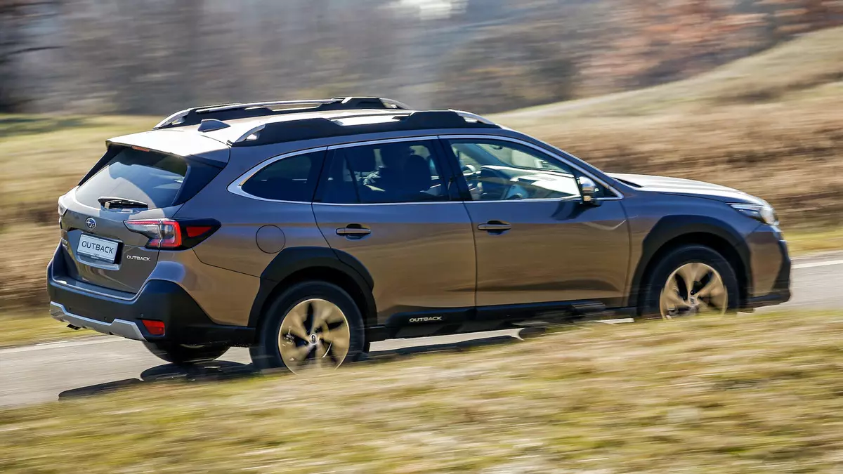 Sixth Subaru Outback presented ruble price tags