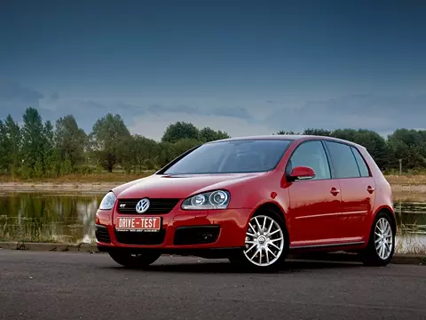 Эканомна ганяем на Volkswagen Golf GT 2695_2