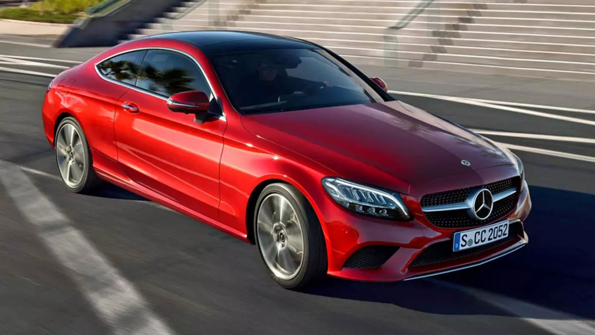 ປັບປຸງ Mercedes C-Class ລືມຂອງລຸ້ນ 2748_3