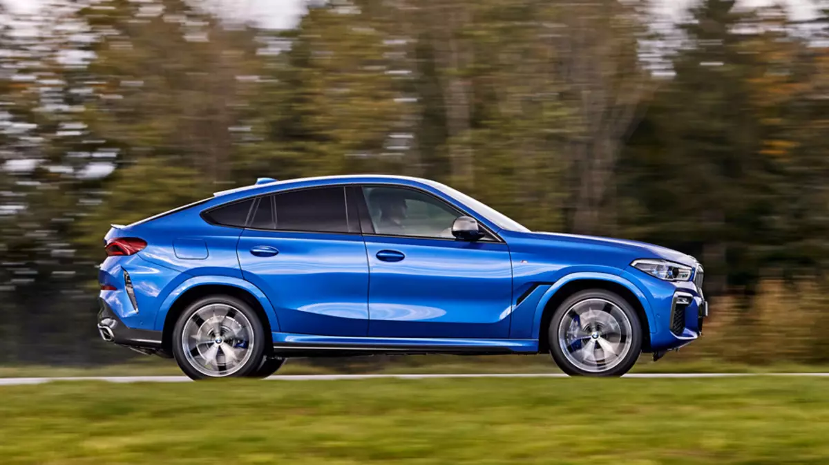 在黑暗的交叉BMW X6中难以确定 2788_8