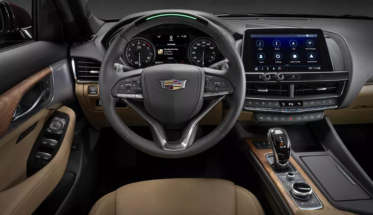 Аўтапілот Cadillac Super Cruise навучыўся змяняць паласу руху 2832_2