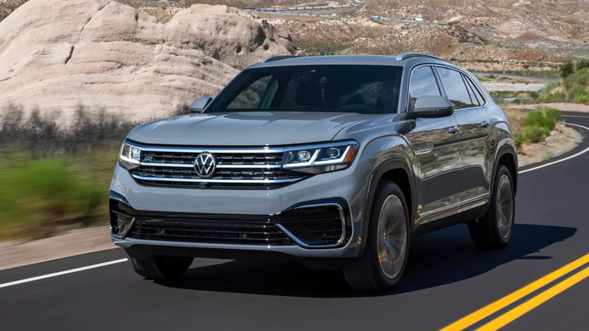 Awọn marun-marun Tront Volkswagen Atlas agbelebu ti wa ni aṣoju ni AMẸRIKA 2855_1