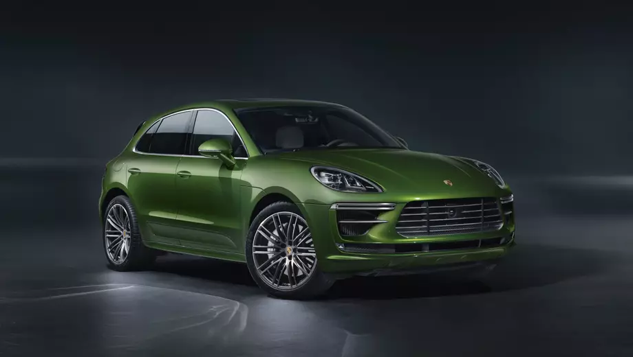 모델 Porsche Macan Turbo는 엔진과 브레이크를 변경했습니다